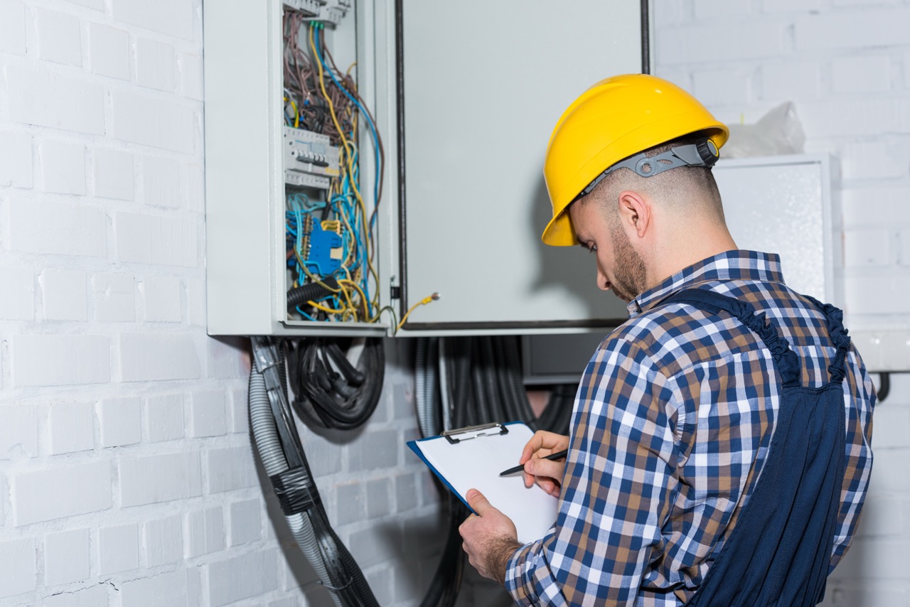 Why Winter Is the Most Common Time for Electrical Problems - Dustmen ...